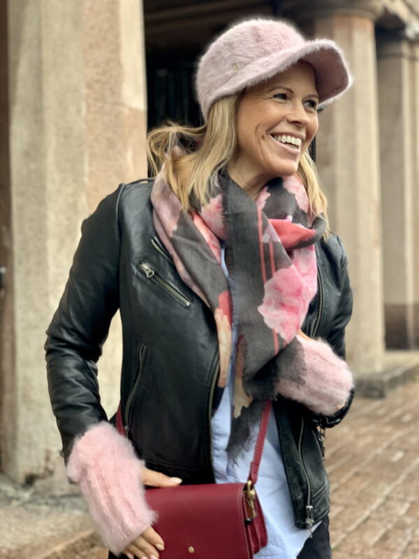 Talvi tulee; Talvilippikset ja ylelliset huivit - DOPP